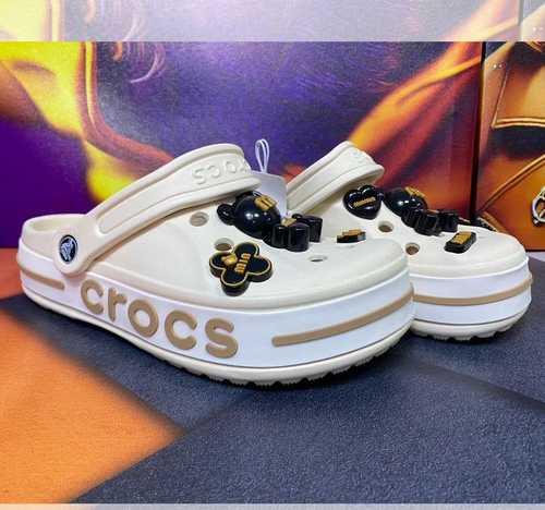 Crocs женские новые