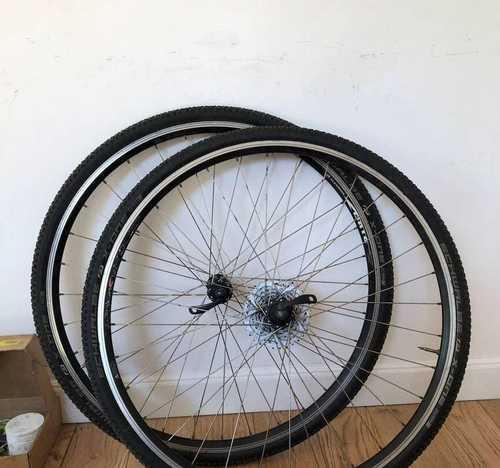 Колеса 700c shimano Deore + Alex Rims DA16