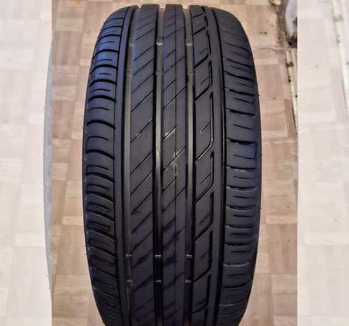 Bridgestone Turanza T001 215/45 R16 90T