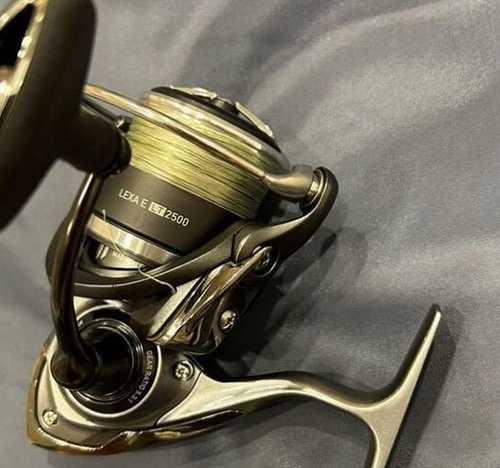 Катушка безынерционная Daiwa 19 Lexa E LT 2500