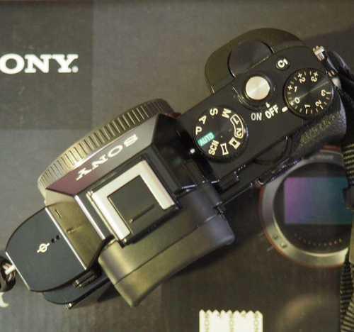 Sony A7 (body)