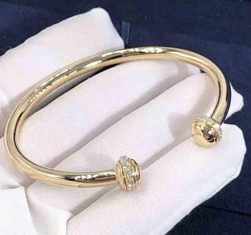 Открытый браслет Piaget с бр.0,24кт