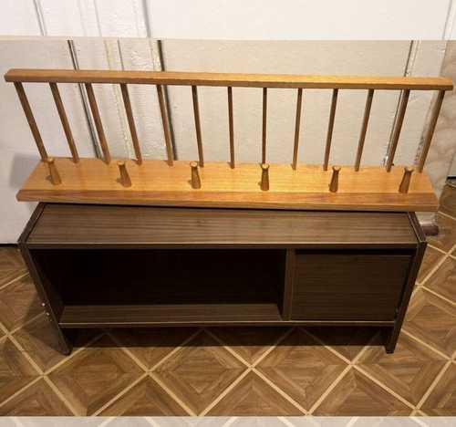 Прихожая СССР вешалка полка для обуви