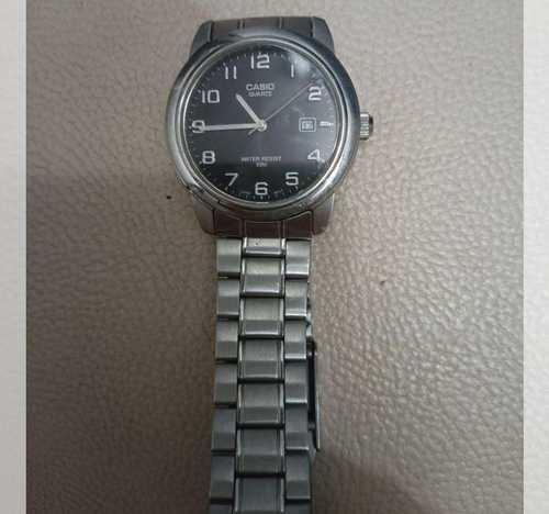 Мужские наручные часы casio