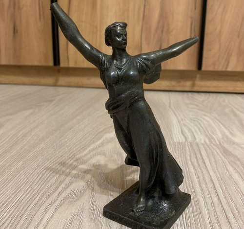 Статуэтка Родина мать СССР