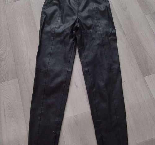 Кожаные брюки Zara