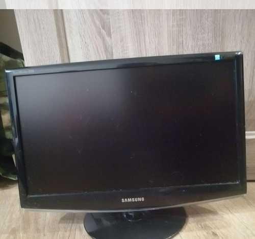 Монитор Samsung Syncmaster2233