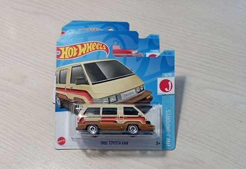 Hot wheels 1986 Toyota Van
