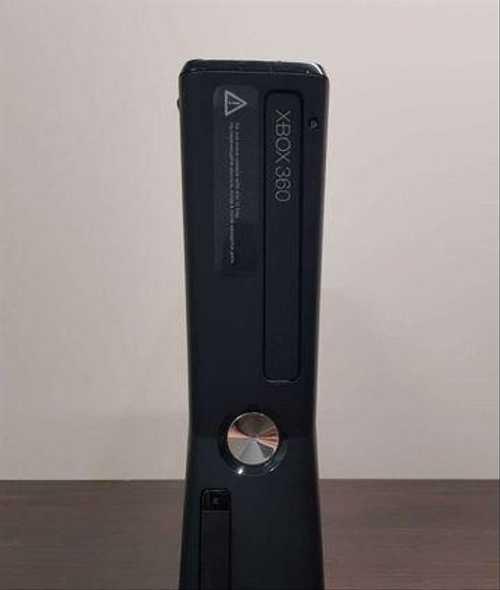 Xbox 360 S (slim) 250gb + Kinect, не прошит