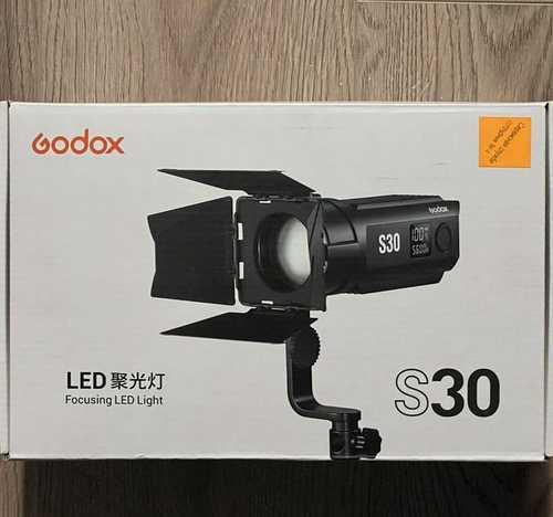 Постоянный свет Godox S30 полный комплект