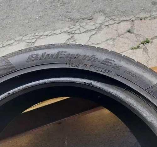 Yokohama BluEarth-ES ES32 215/50 R17 95V