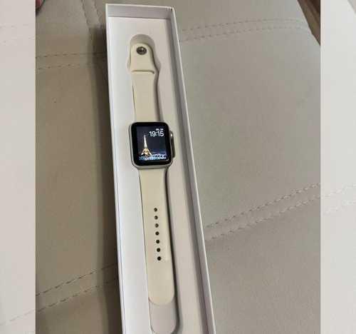 Часы apple watch 3 42mm в хорошем состоянии