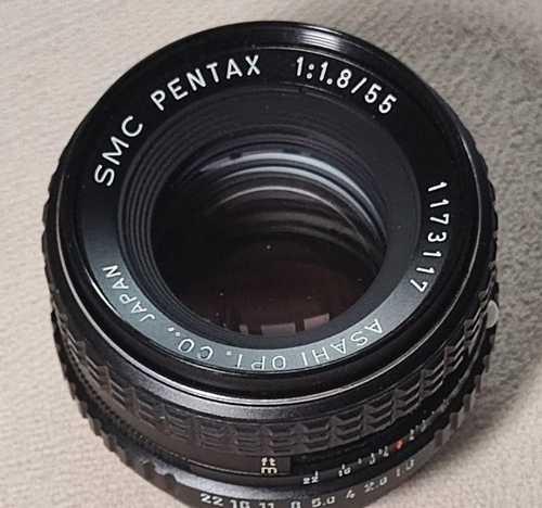 Pentax smc 50mm f 1.8