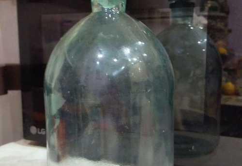 Бутылка старинная с крышкой