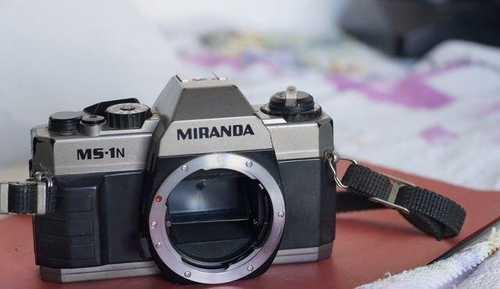 Пленочные фотоаппараты Miranda 1n, Minolta 5xi