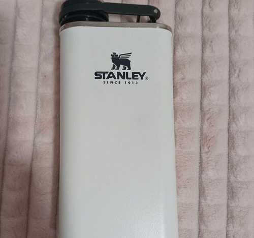 Фляга stanley