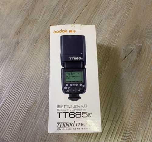 Вспышка накамерная Godox thinklite TT685C