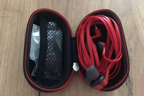 HyperX cloud earbuds
