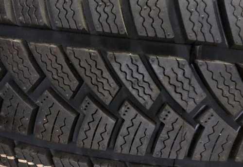 Ovation W-586 245/40 R18