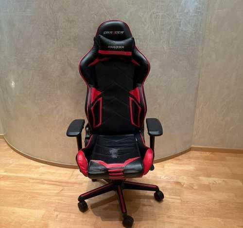 Игровое кресло dxracer