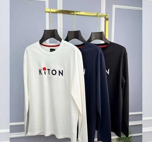 Лонгслив kiton с вышивкой в груди