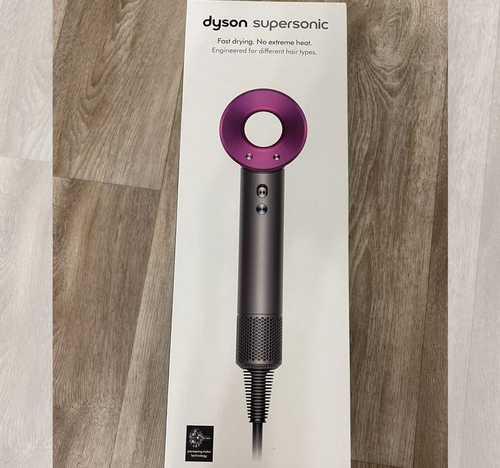 Dyson Supersonic фен для волос