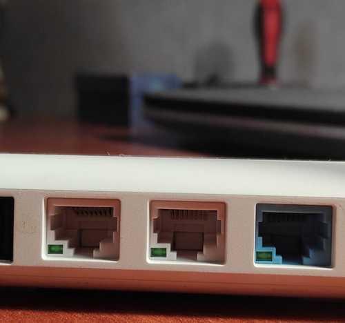Продам Wi-Fi роутер Xiaomi Mini