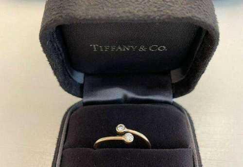 Золотое кольцо Tiffany 4.6гр 0.14ct