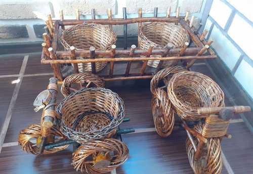 Кашпо для цветов из лозы и дерева