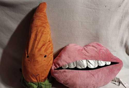 Игрушка подушка Икеа Губы и Морковка