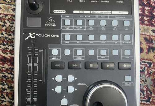Behringer x touch compact
