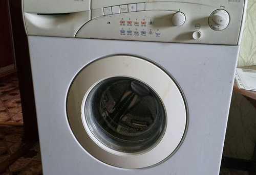 Продам б/у стиральную машинку