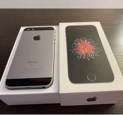 iPhone SE, 16 гб