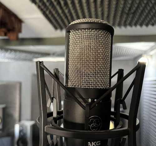 Конденсаторный студийный микрофон AKG P420