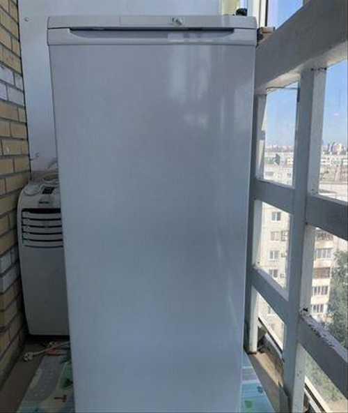Холодильник бу,бирюса 110