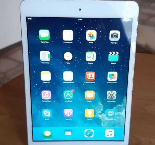 Планшет apple iPad mini wi fi