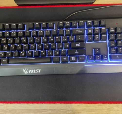 Игровая клавиатура MSI