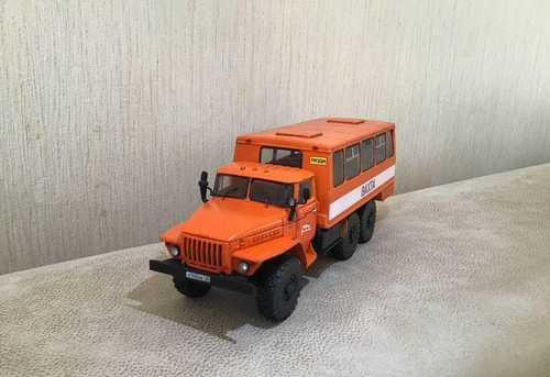 Масштабные модели грузовиков 1:43