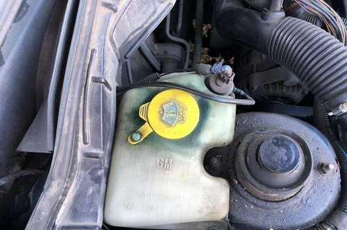 Бачок омывателя Opel Astra F
