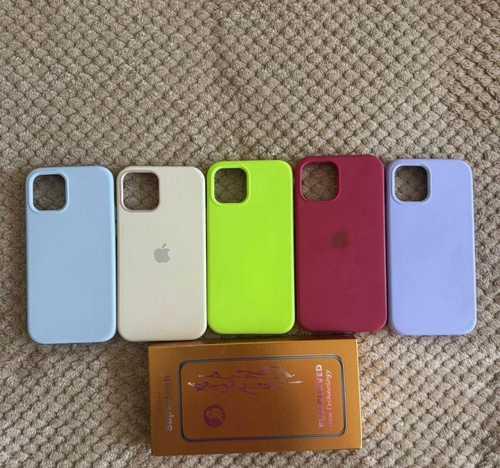 Чехол на iPhone 12