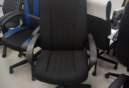 Кресло руководителя Бюрократ T-898axsn черный 3C11