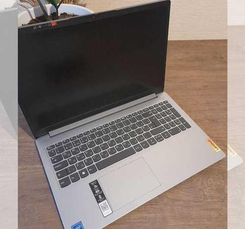 Ноутбук lenovo ideapad 1 15igl7 (не использовался)