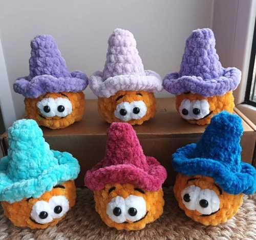 Вязаная игрушка тыковка