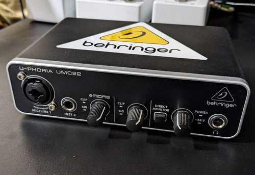 Behringer umc22 + наушники Sennheiser HD 215