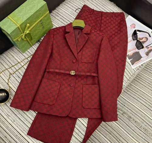 Брючный костюм женский gucci