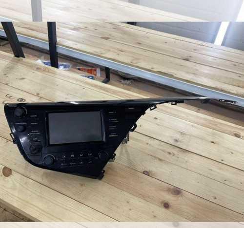 Головное устройство Toyota Camry XV70 2019