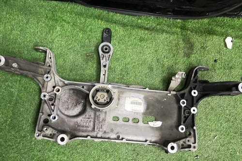 Подрамник передний Volkswagen Tiguan 5N1 cawa 2008