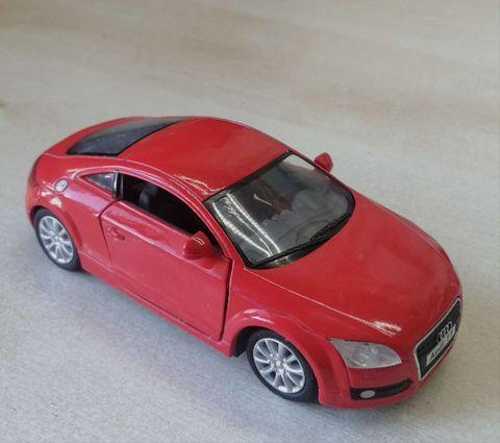 Модель Audi TT Kinsmart 1/32-36