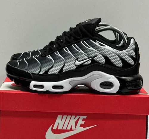 Кроссовки Nike Air Max TN Plus Black White