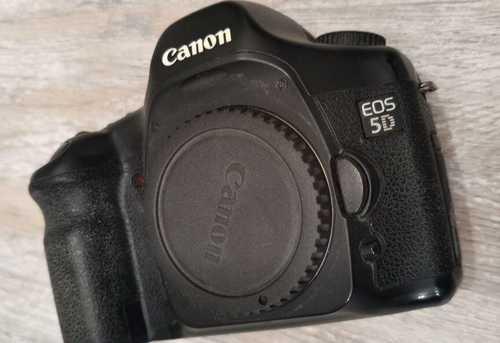 Зеркальный фотоаппарат Canon EOS 5D не работает